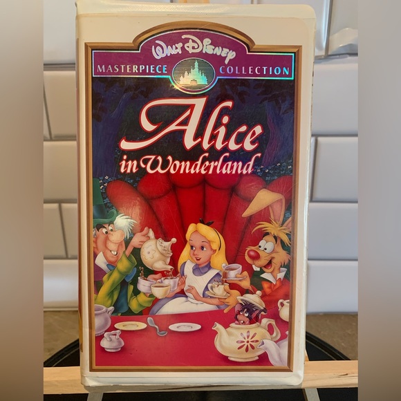 Disney | Media | Walt Disney Alice In Wonderland Masterpiece Collection ...